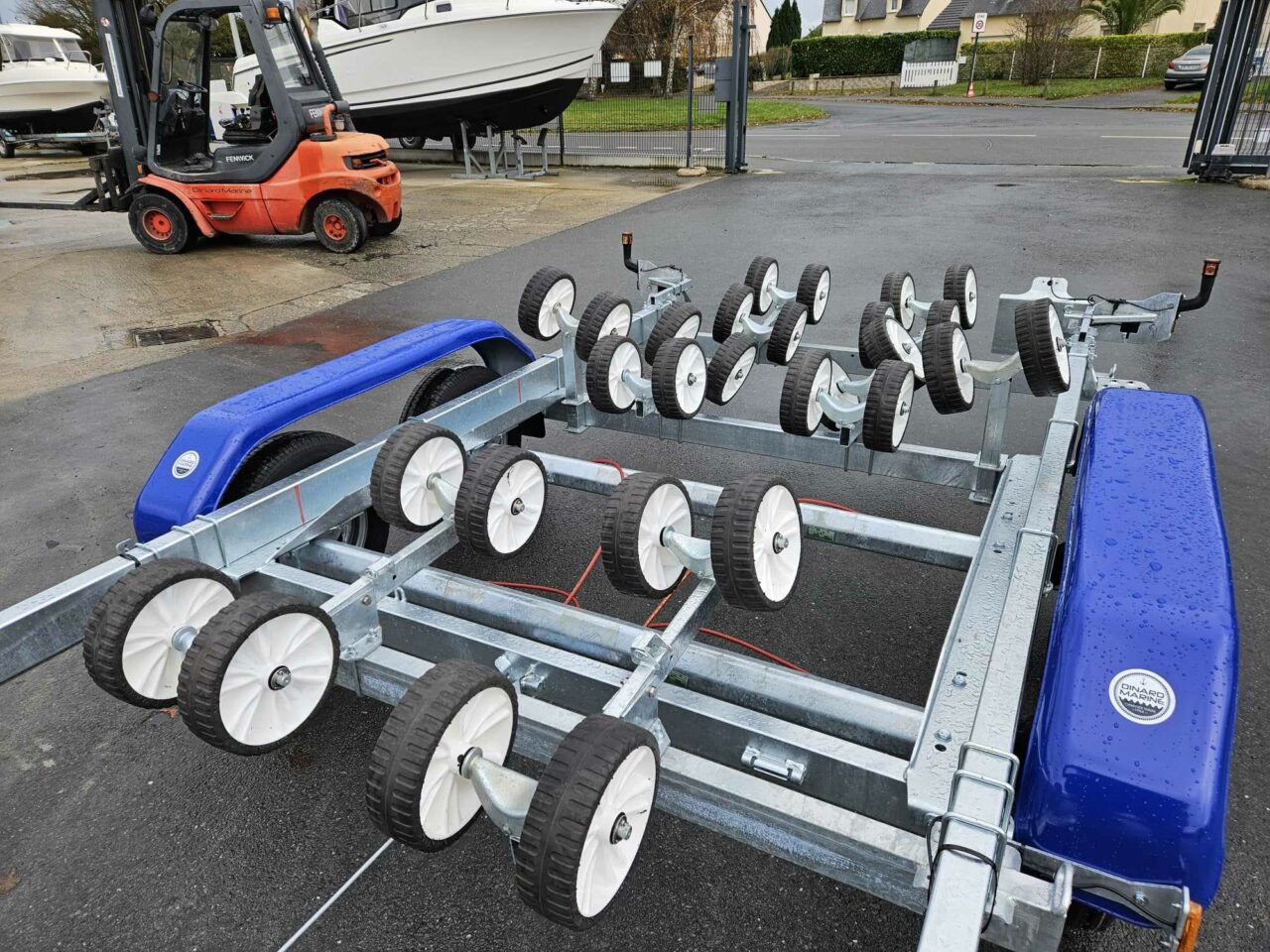 Remorque Sun Way Galaxy GD12 coque à step